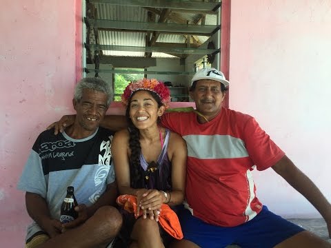 Rescuing Fishermen in French Polynesia || COUCHSAILORS Sailing Journal #7