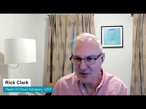 Platform strategy in the AI era