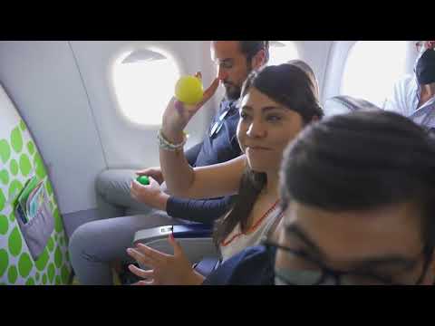 Viva, HSBC y Doters preparamos una sorpresa a10,000 pies de altura para nuestros pasajeros. 😎✈️