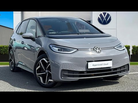 Approved Used Volkswagen ID.3 Family 58kWh 204PS in Moonstone Grey | LL21WTP | Wrexham Volkswagen
