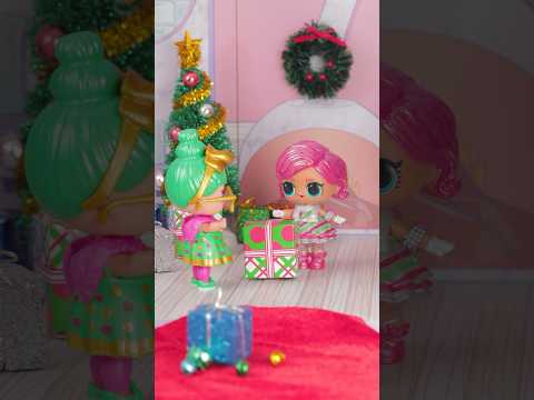 Happy Holidays From the Tots! 🎄🎁 | L.O.L. Surprise! #shorts