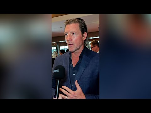 Edward Burns raves about the cast on the #TIFF2024 red carpet for #MillersinMarriage