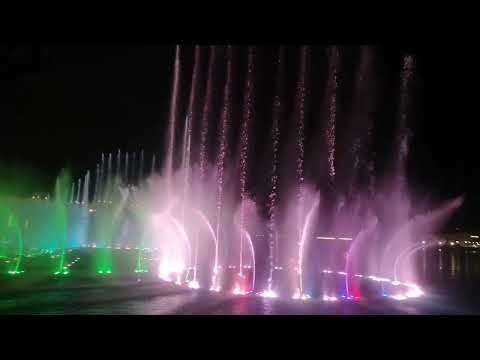 Dubai water show, palm fountain show timing