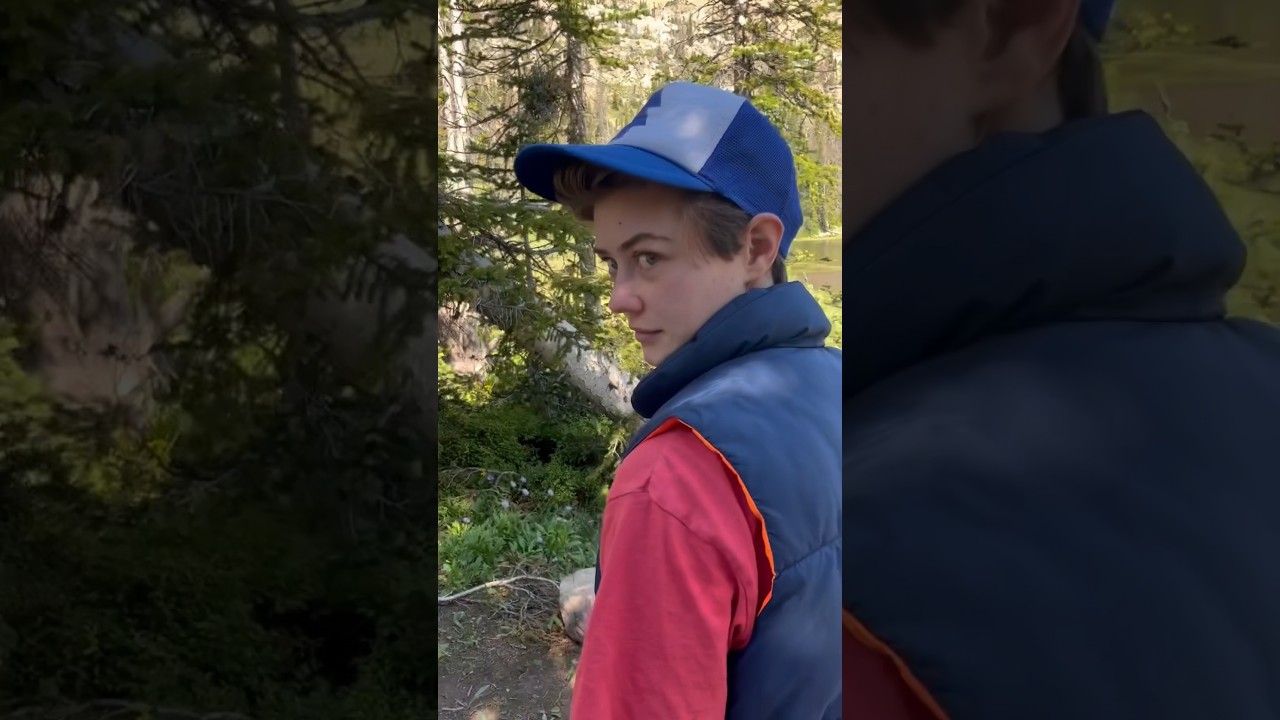 What are you looking up dipper…. #cosplay #gravityfalls #dipperpines #gravityfallscosplay  #cosplays