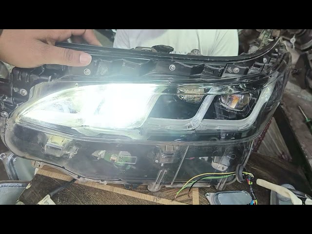 Car Headlights - Maruti Brezza Car Head Light Trader - Wholesaler ...
