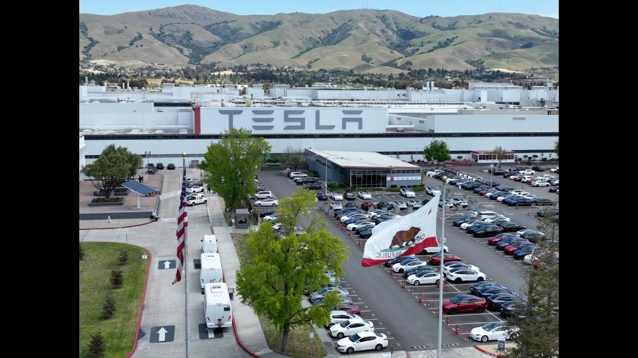 Tesla made misleading claims about Autopilot and Self Driving California
