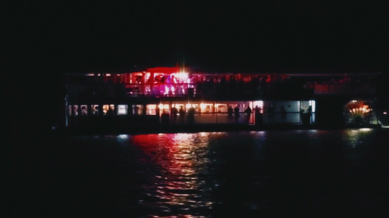 Songo River Queen 2 on a Friday night in Maine