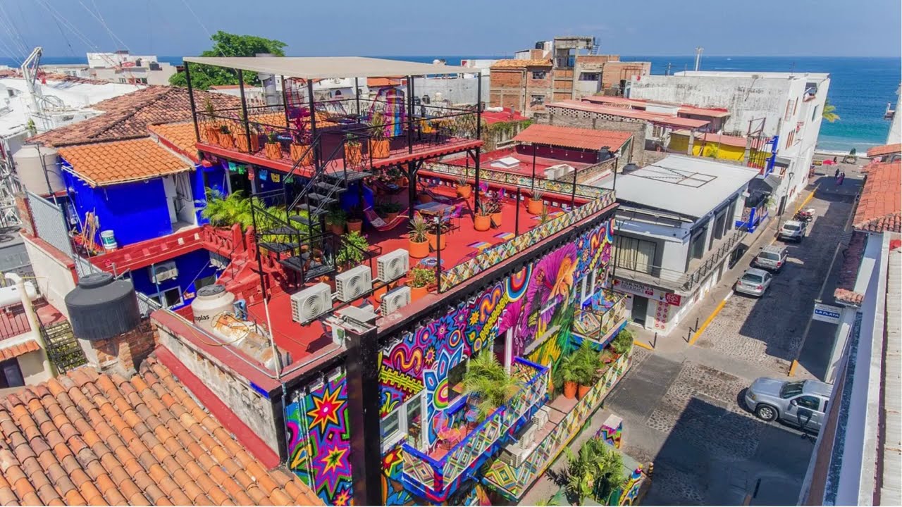Casa Colibri Malecon Guesthouse