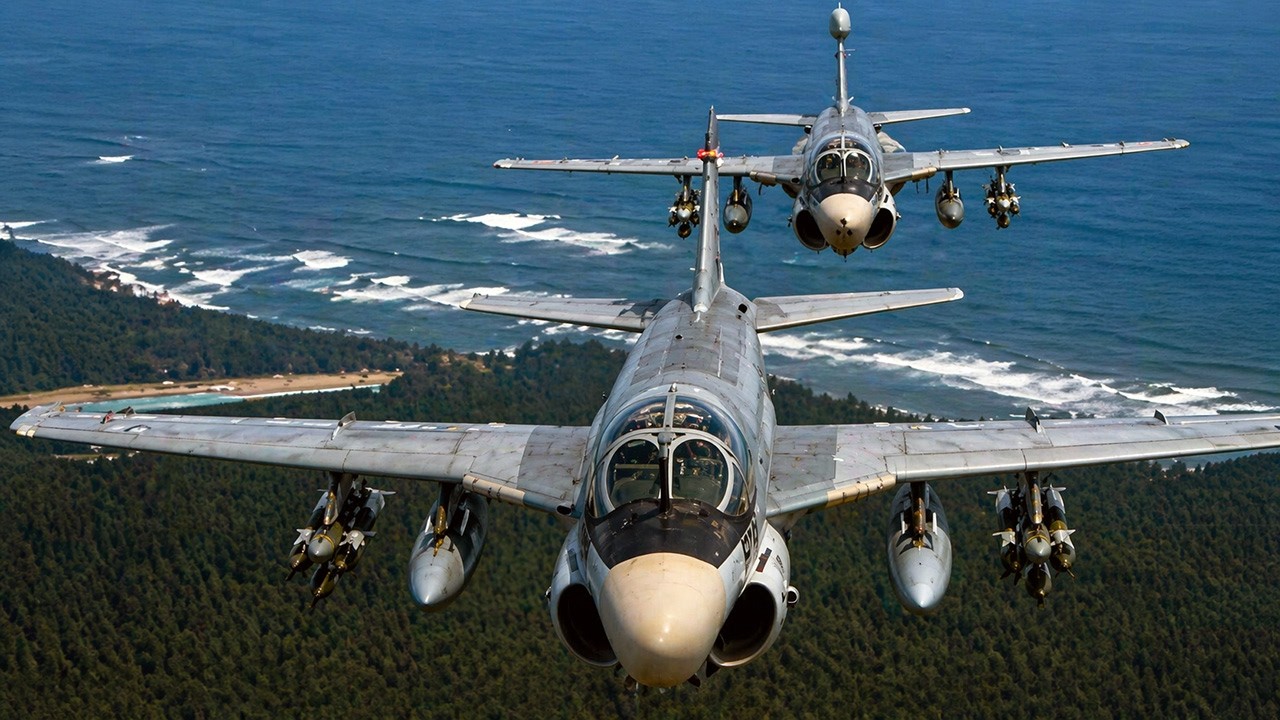 18,000 Pounds of Fury - Why Pilots Called It Their Favorite