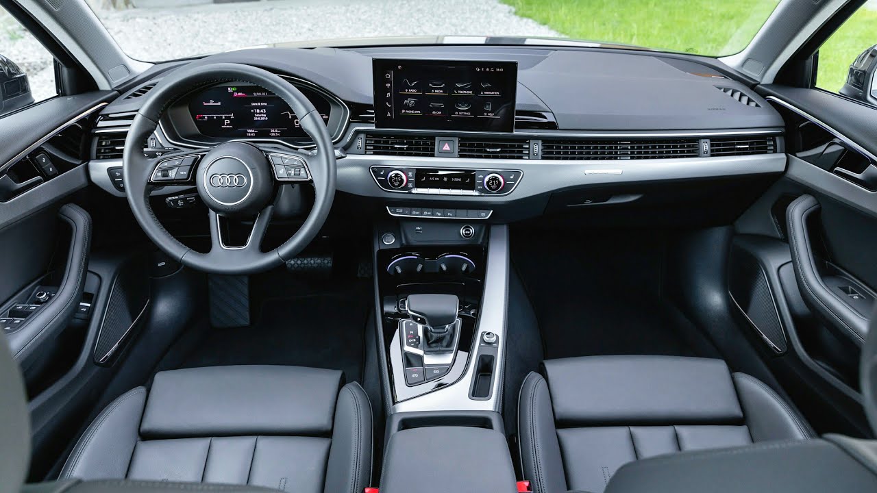 Audi A4 – INTERIOR and DRIVE