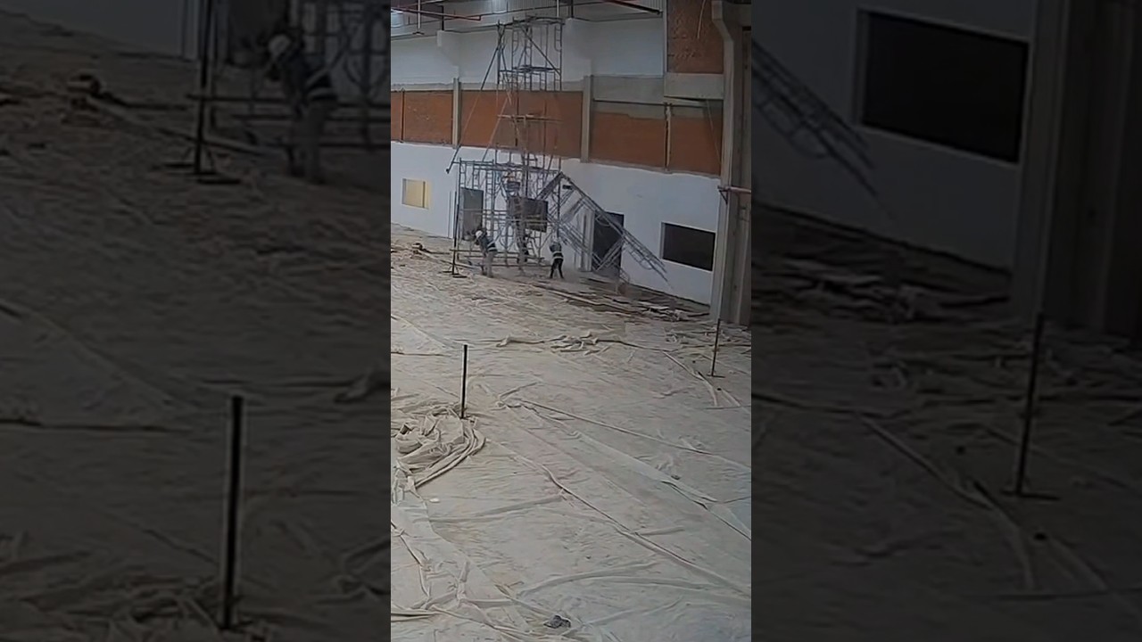 🚧 Atenção na Movimentação de Andaimes! ⚠️ Evite Acidentes Graves!