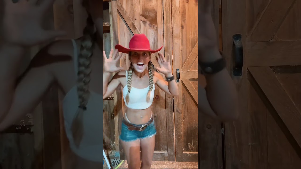 Is that the problem? #itsamandalee #redhatcowgirl #onlyfarmer #cowgirl #whaletail
