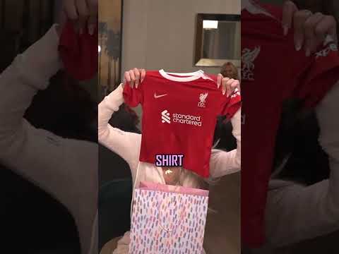She Got Jason The Perfect Present 😂🥰