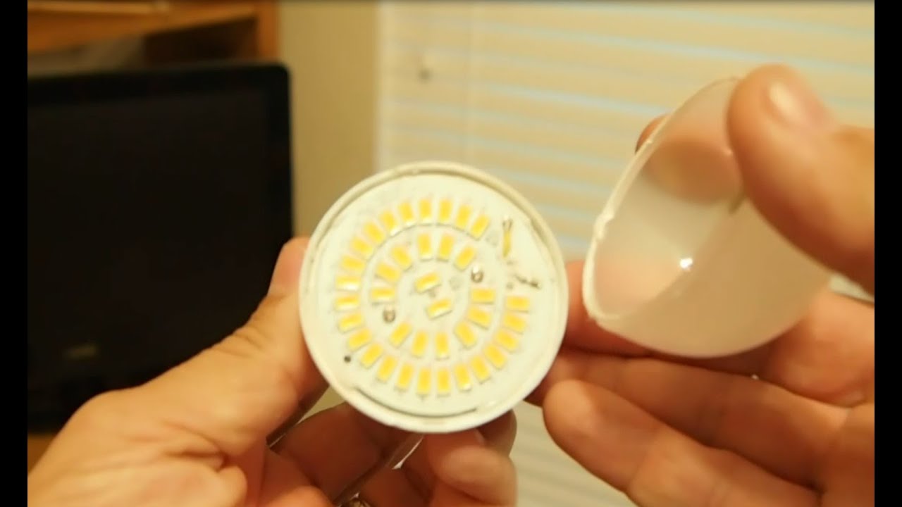 Philips LED light bulb review - at Home Depot under $15!