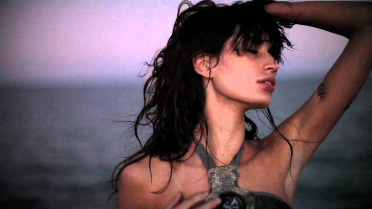 Kenza Fourati | Secrets