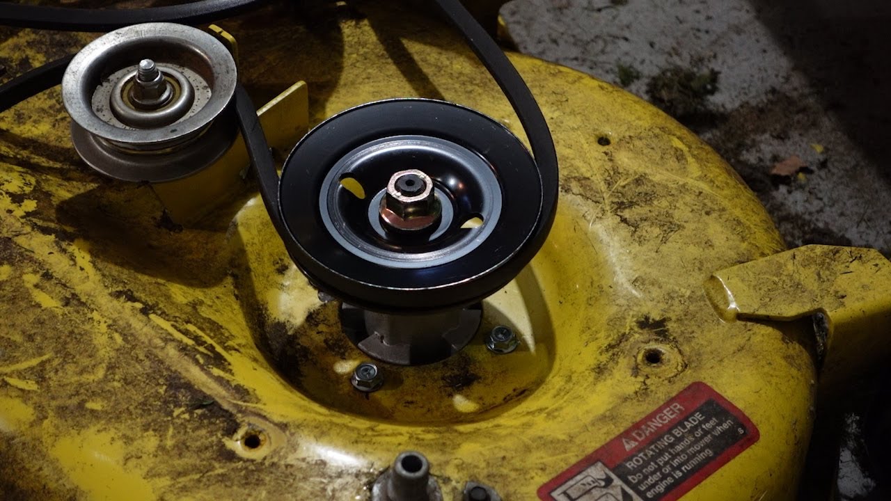 POSEAGLE GY21098 Spindle Assembly for John Deere E140