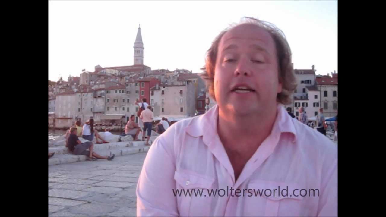 9 Reasons Why You Got Robbed While Traveling