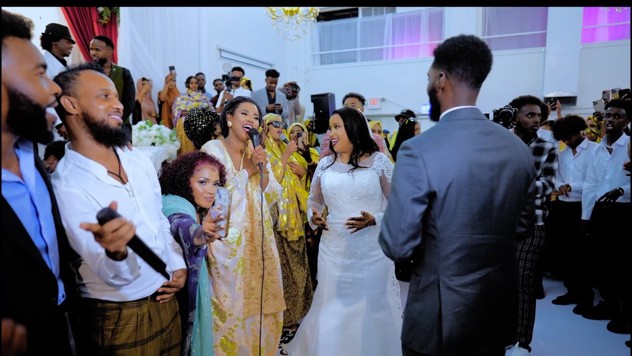 Lyrics & Translations of Arooskii Mutafe Iyo Samsam by Farhiya Kabayare ...