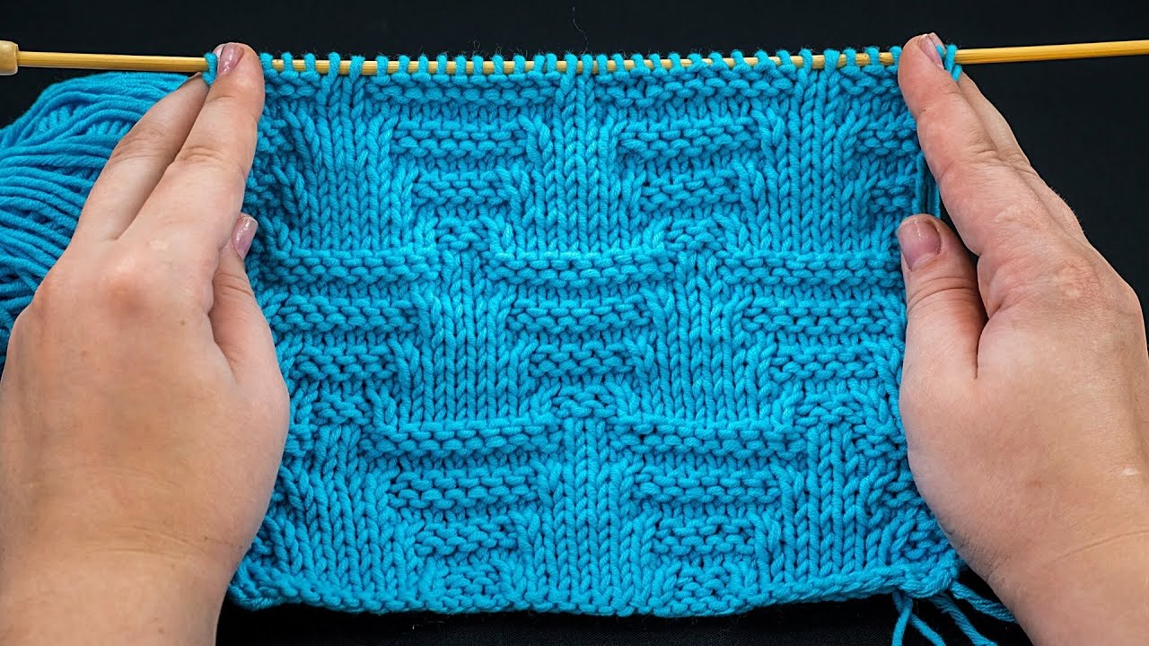 A beautiful openwork pattern with knitting needles for cardigans, jumpers, sweaters!