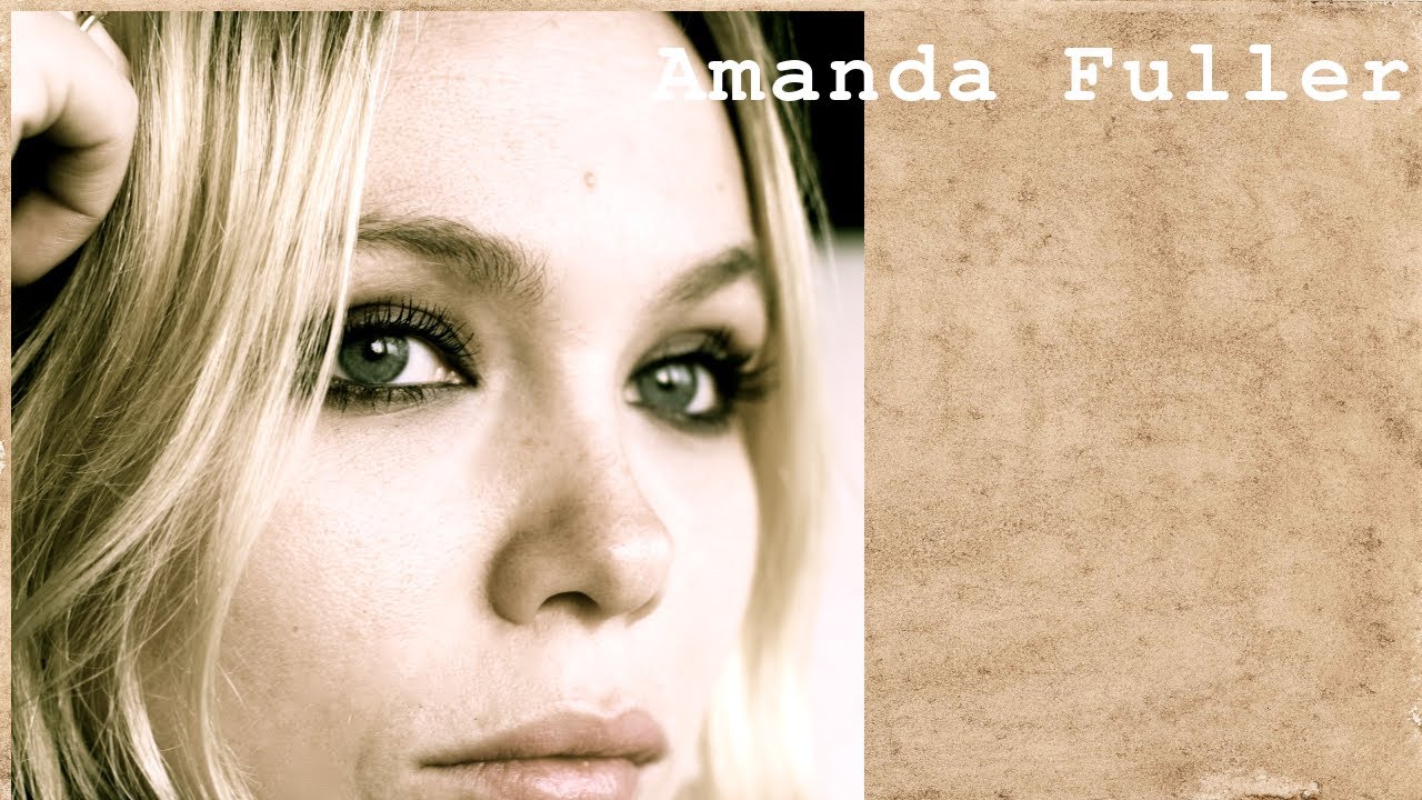 Amanda Fuller - MiniBio (English)