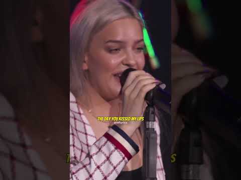 Anne-Marie - 2002