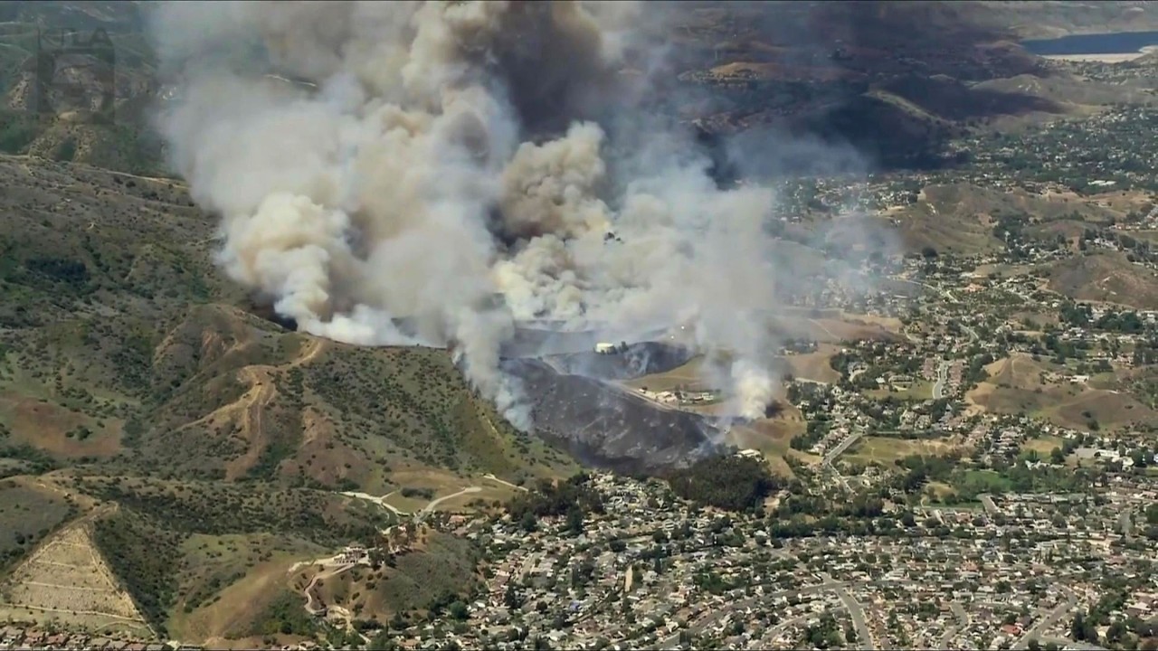 Live Coverage: Wildfire burns structures in Simi Valley