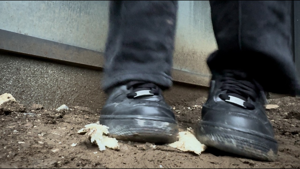 Stepping on a bread air force 1 dirty