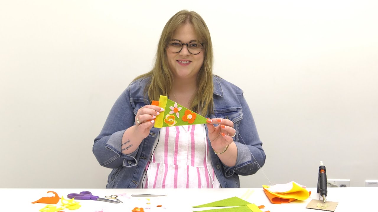 Handi-hour Crafting: Felt Pennant