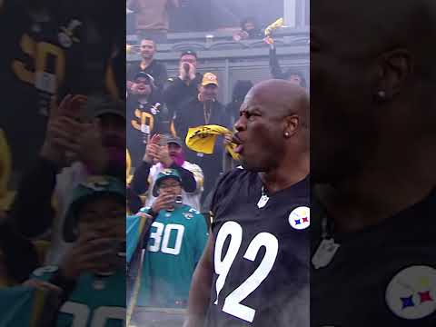 James Harrison leads the Terrible Towel Twirl #steelers #nfl