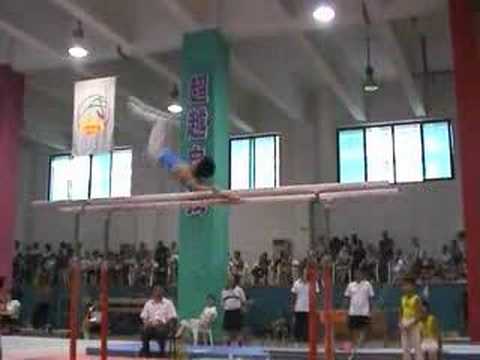 video – amazing long hang swing on parallel bars – Gymnastics Coaching.com