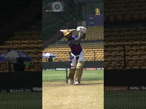 S'hots' of Anarchy! 😮💨 Rajat Patidar plays his own symphony with the blade. 💪 | RCB Shorts
