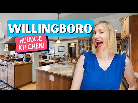 Home For Sale | 54 Clearwater Dr, Willingboro NJ 🌳 | Absolutely HUGE kitchen!