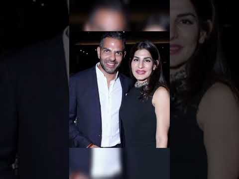 Karishma Kapoor with her ex husband Sunjay Kapur & his ex wife Nandita and current wife Priya