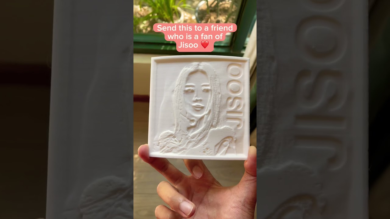 Made this 3D printed lithophane art for queen Jisoo