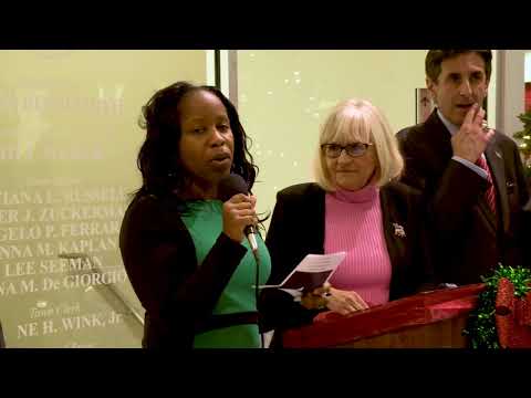 North Hempstead "Yes We Can" Community Center Tree Lighting