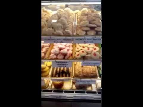 Mike's Pastry
