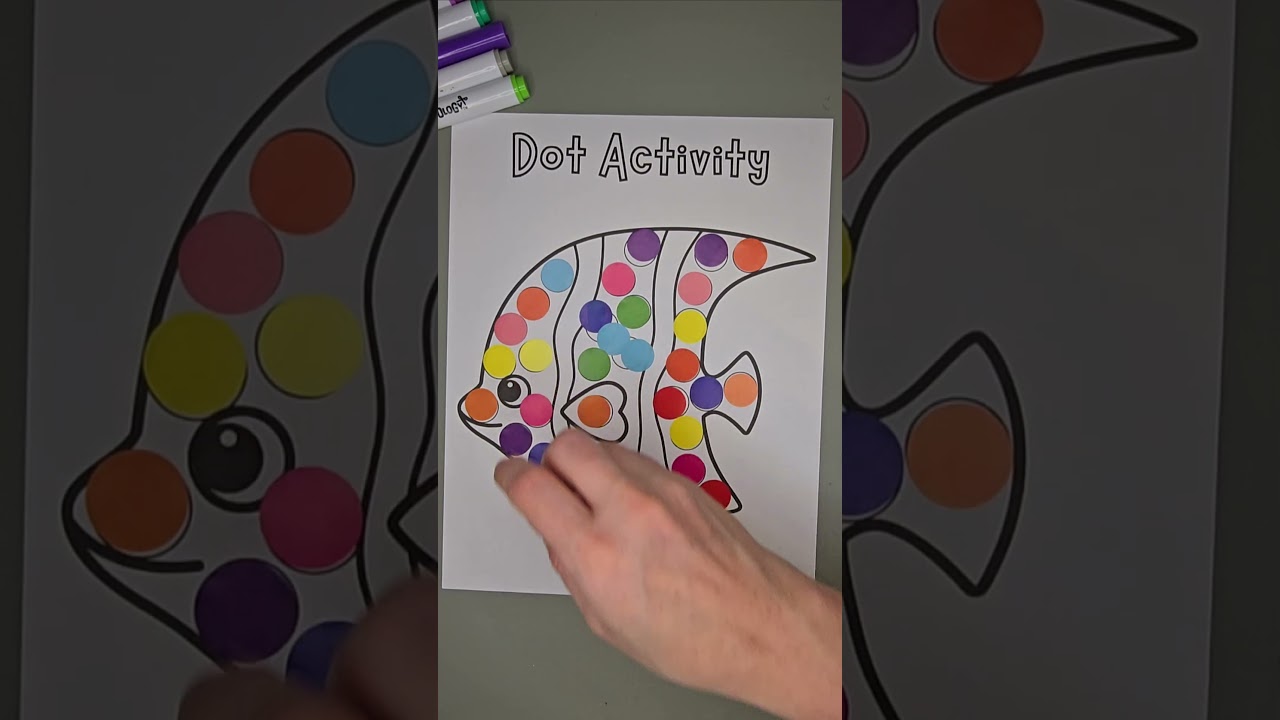 Cute fish dot sticker worksheet 🐠. formomswithminis.com #worksheets #teacher #preschool