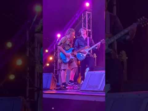 Taj Farrant (13 from Australia) live in Dallas as Proud Mom (Cassie)watches From Above! #tajfarrant