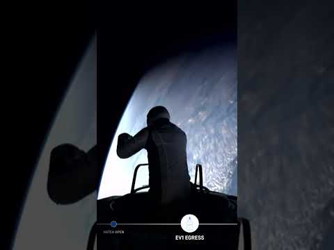 IN SPACE! Polaris Dawn Commander Jares Isaacmann Aboard SpaceX Crew Dragon