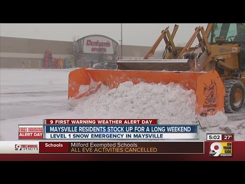 Maysville, Kentucky residents stock up for long weekend