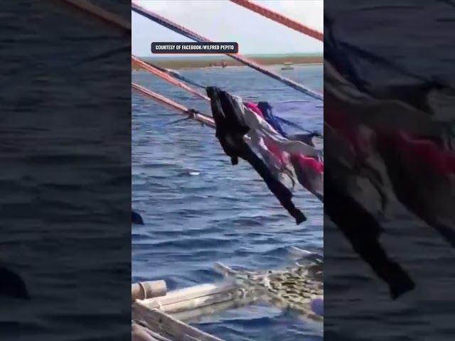 WATCH: Chinese Coast Guard forces Filipino fishermen to return shells, drives them away – PCG