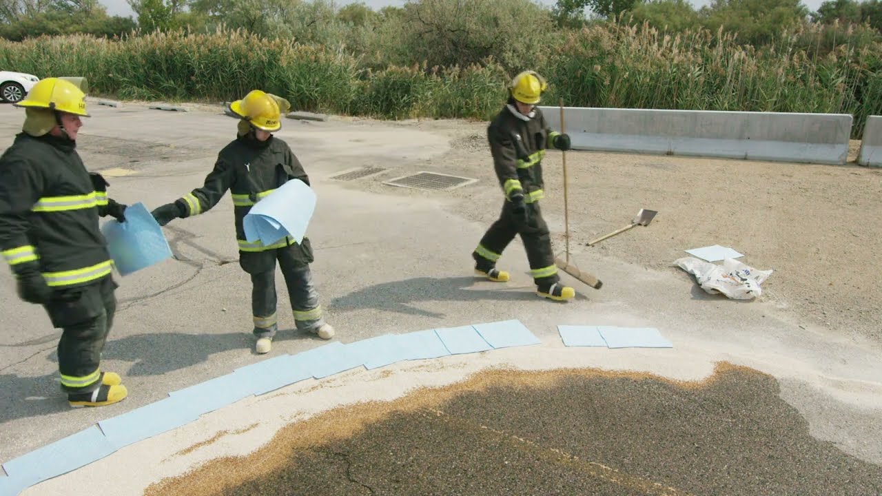 UFRA HazMat Operations Skill 15 • Using Absorbent Material