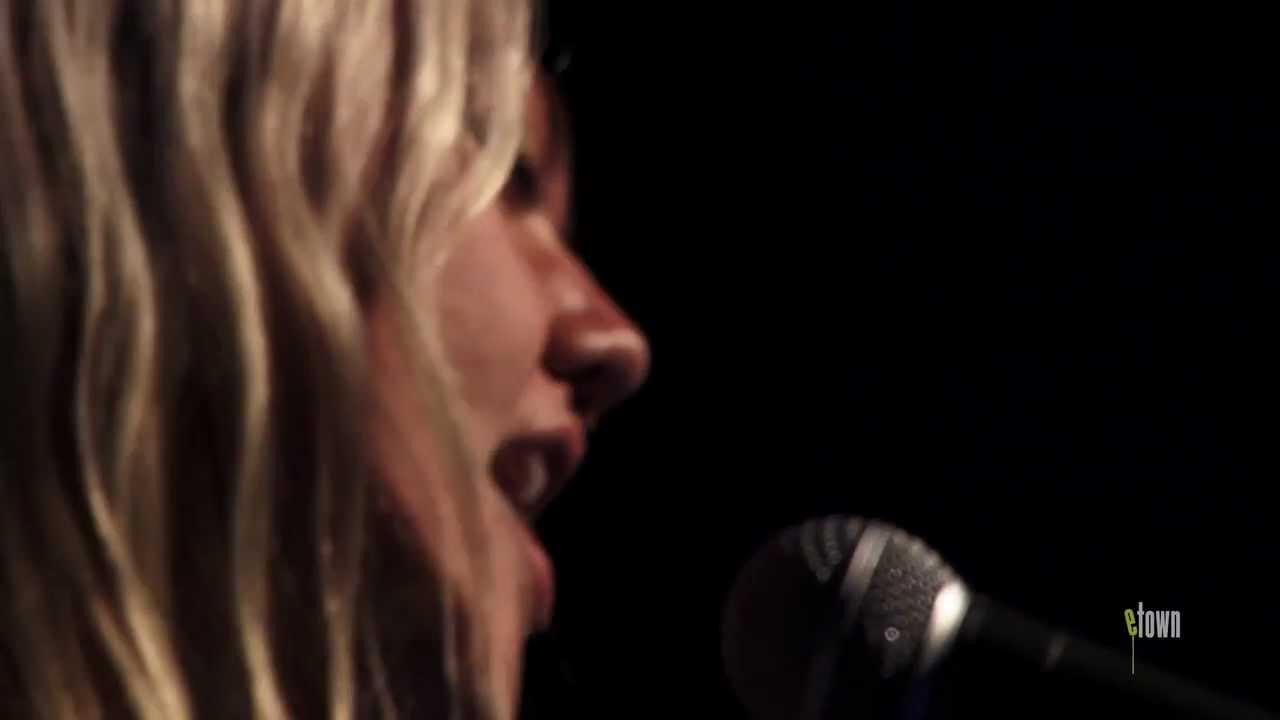 Elle King - 