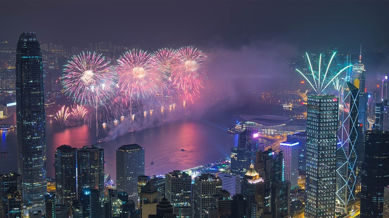 Hong Kong's fireworks show to celebrate Lunar New Year