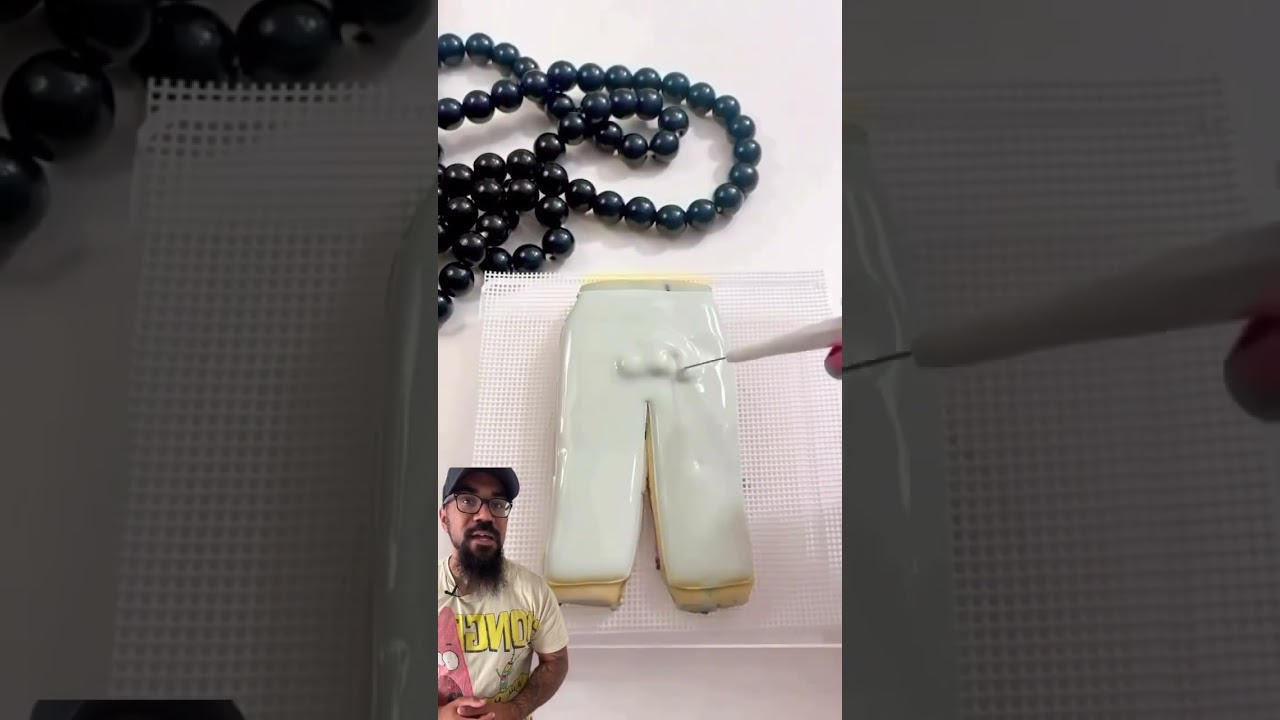 (Credit: wisecookietreats on IG) #cookie #cookie decorating #art #artist #dessert #viral #cookies