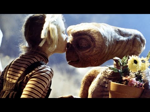 What The Cast Of E.T. Looks Like Today