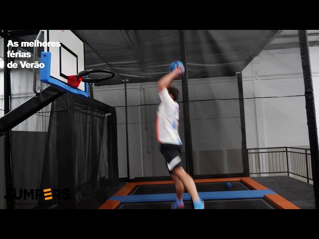 Jumpers Trampolim Parque - Porto
