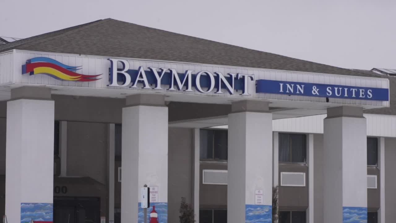 Community rallies to help homeless stay warm at Grand Haven hotel
