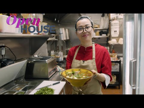 Inside Becky Lin's Home & Restaurant (Including a Scallion Pancake Cooking Demo!) Open House TV