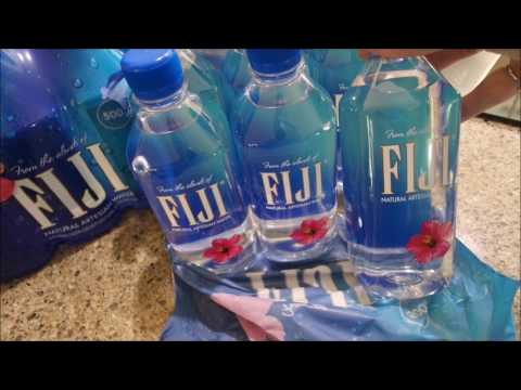 FIJI WATER REVIEW (FLASH FRIDAY FAVORITE)